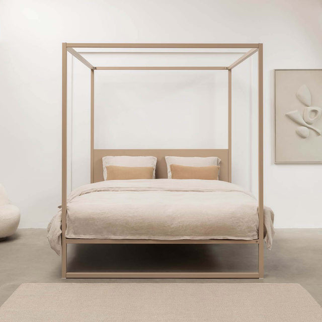 Koop jouw prachtige design bed bij Robuust Amsterdam